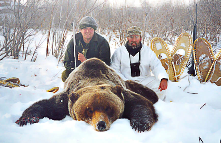 Guided Alaska Grizzly Bear Hunt