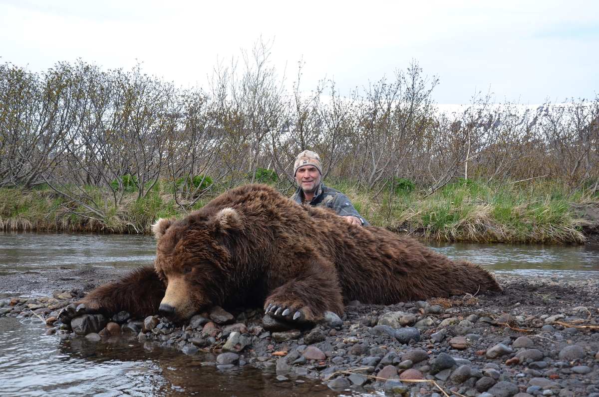 Guided Brown Bear Hunting in Alaska